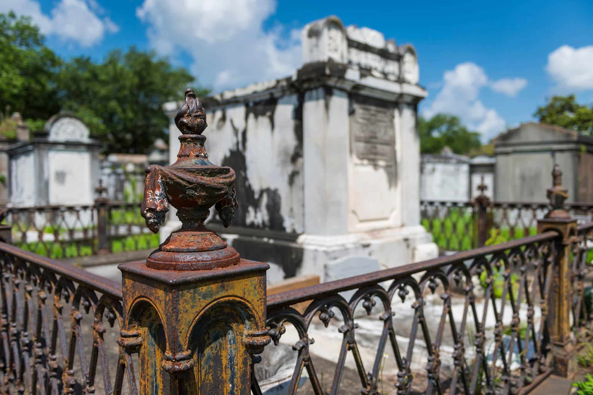 History of New Orleans' Above-Ground Cemeteries | NOLA DMC